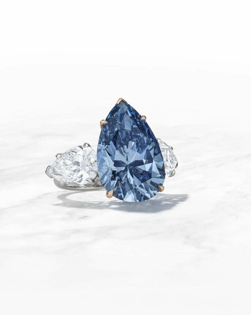 Christie’s: Bleu Royal, The Largest Internally Flawless Fancy Vivid ...